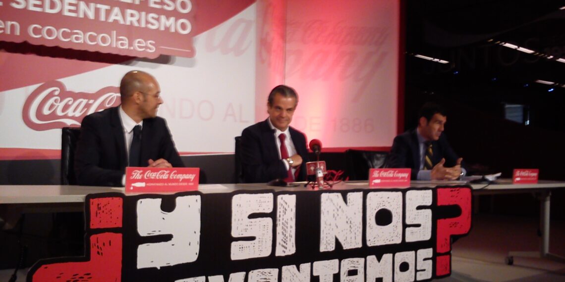 ¿Y si nos levantamos?, la campaña más importante de Coca-Cola de 2013 ...